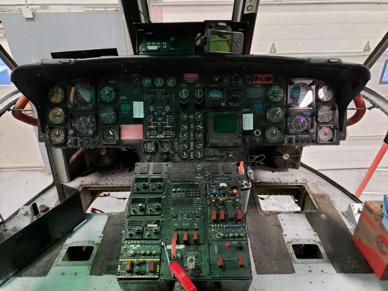 First Astronautics RoadRunner EFIS Installation in Sikorsky S61 ...