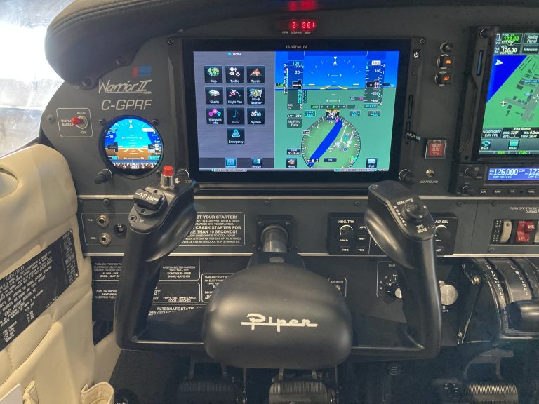 The Nicest Piper Warrior Ever – Maxcraft Avionics